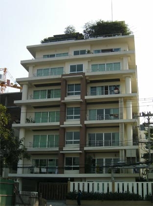 Rung Aroon Mansion | Findbangkokroom