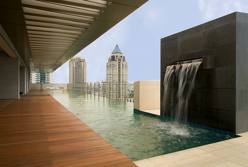 The Legend Saladaeng | Findbangkokroom