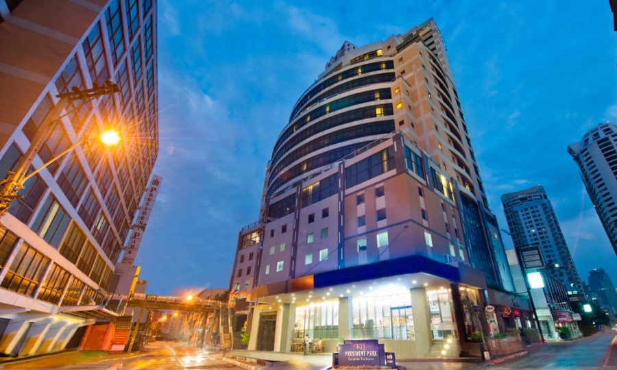 Maple Towers President Park | Findbangkokroom