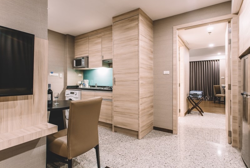 Adelphi Suites | Findbangkokroom